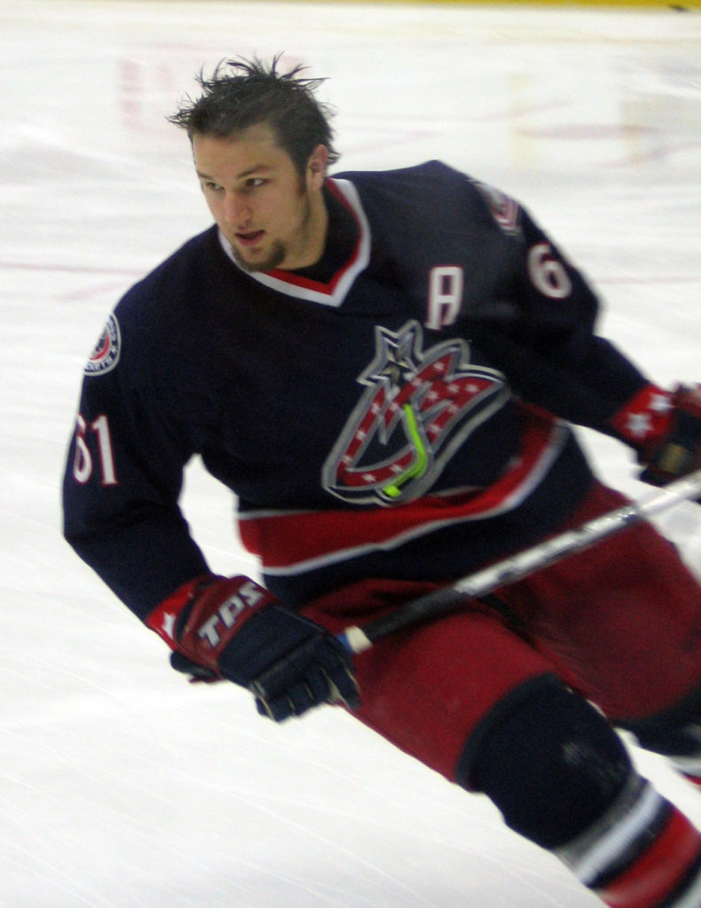 Rick Nash has number 61 retired by the Columbus Blue Jackets - Canadian ...