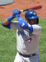 Blue Jays sweep Red Sox at Fenway Park