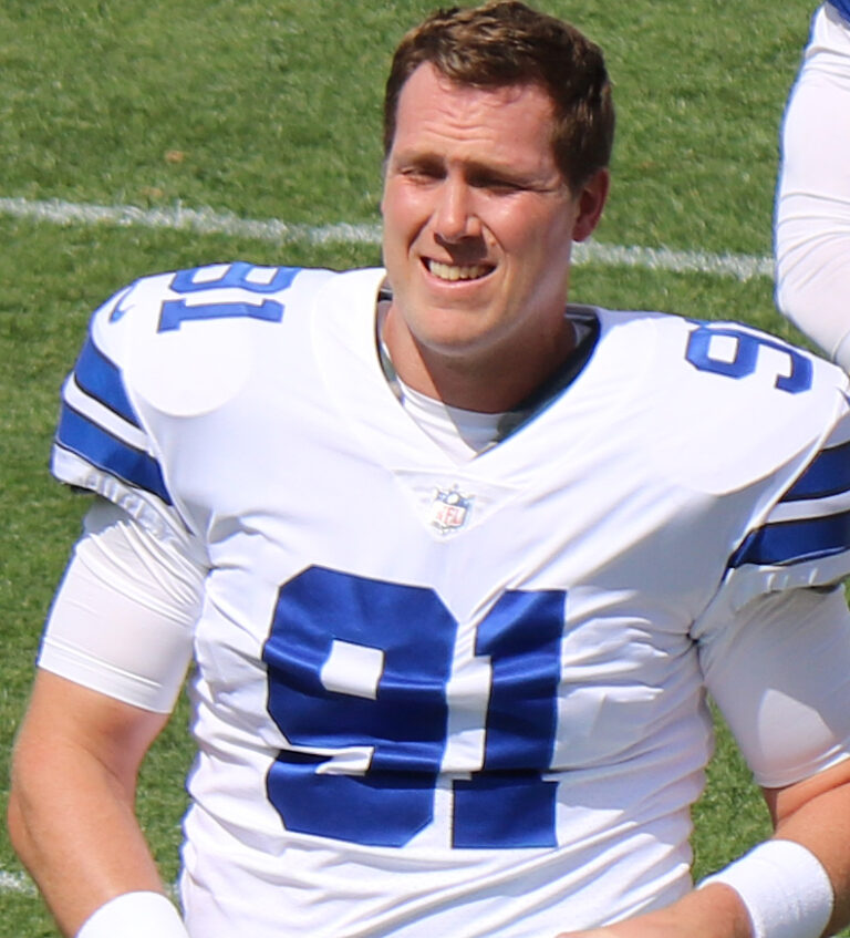 L.P. Ladouceur sets NFL record for most games played by a Canadian ...