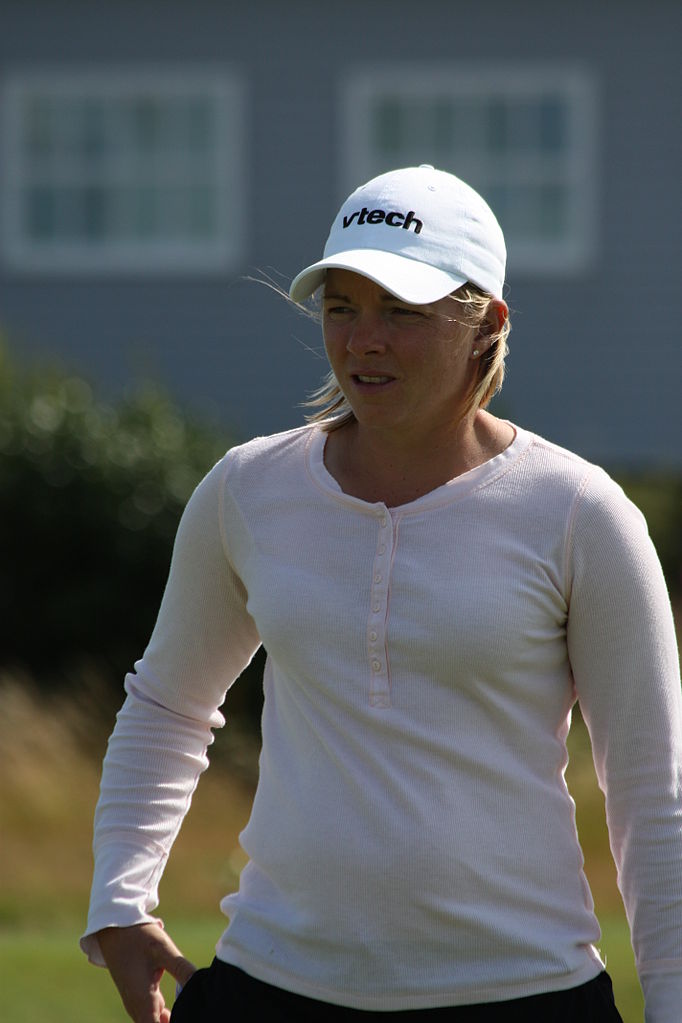 Alena Sharp in contention at 2024 ShopRite LPGA Classic