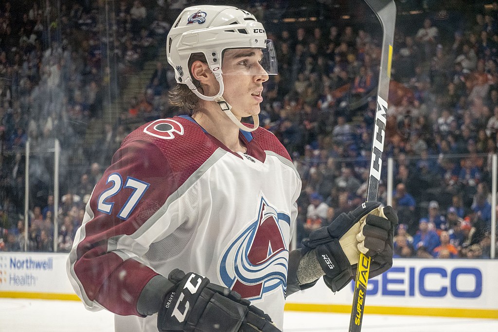 Avalanche trade defenseman Ryan Graves to the Devils - Canadian Sport Scene