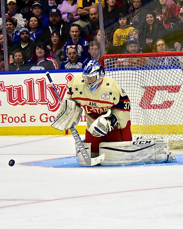 Jets goaltender Eric Comrie records first NHL shutout