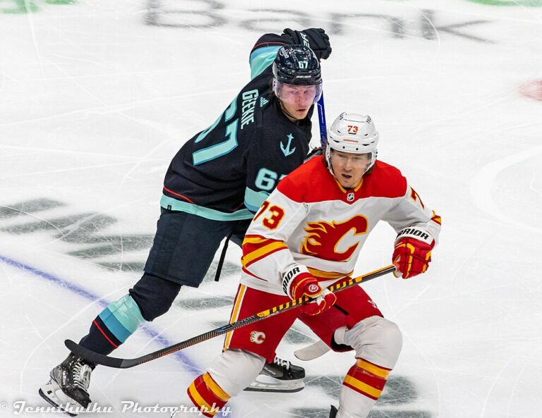 Flames trade Tyler Toffoli to the Devils