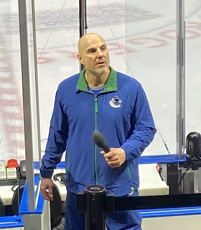 Rick Tocchet wins 2024 Jack Adams Award