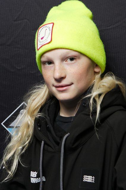 Bouchard wins World Cup men's big air snowboarding gold