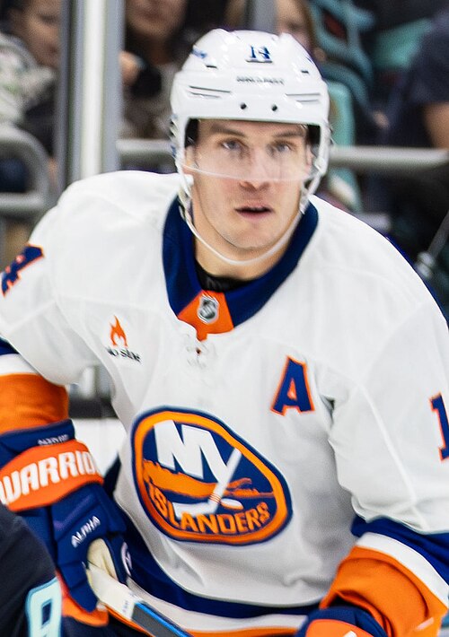 Bo Hovat notches second NHL career hat trick