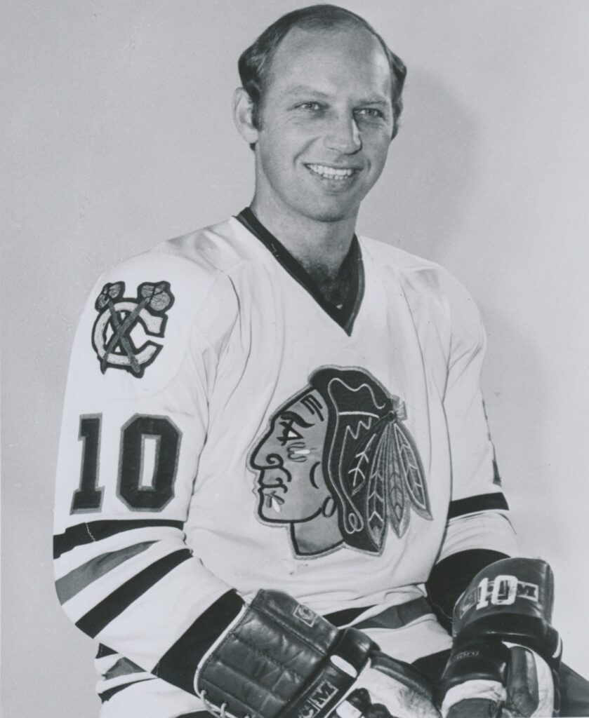 Five-time NHL All-Star Dennis Hull dies at age 81