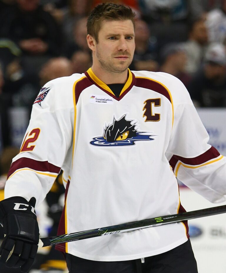 Golden Knights name Ryan Craig head coach